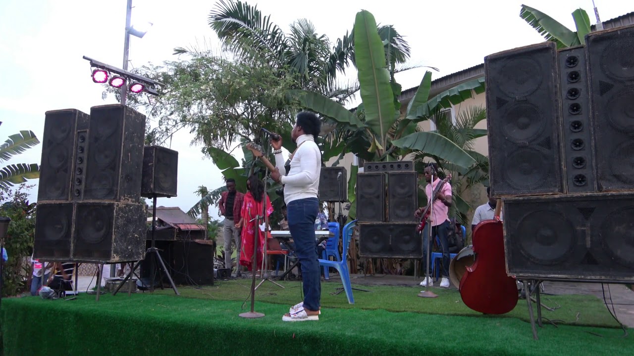 SAMBAR SOUND CHECK WITH LUCKY DUBE SONG - YouTube