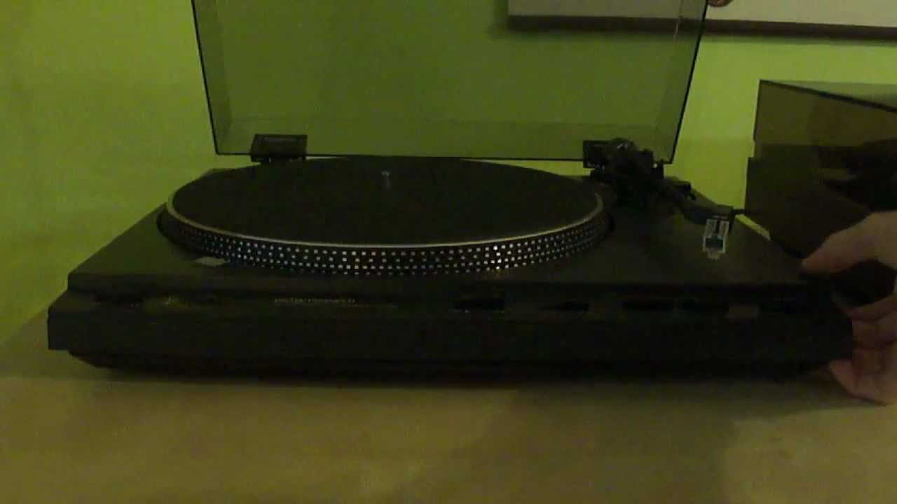 The Vector Research VT-240 Turntable - YouTube