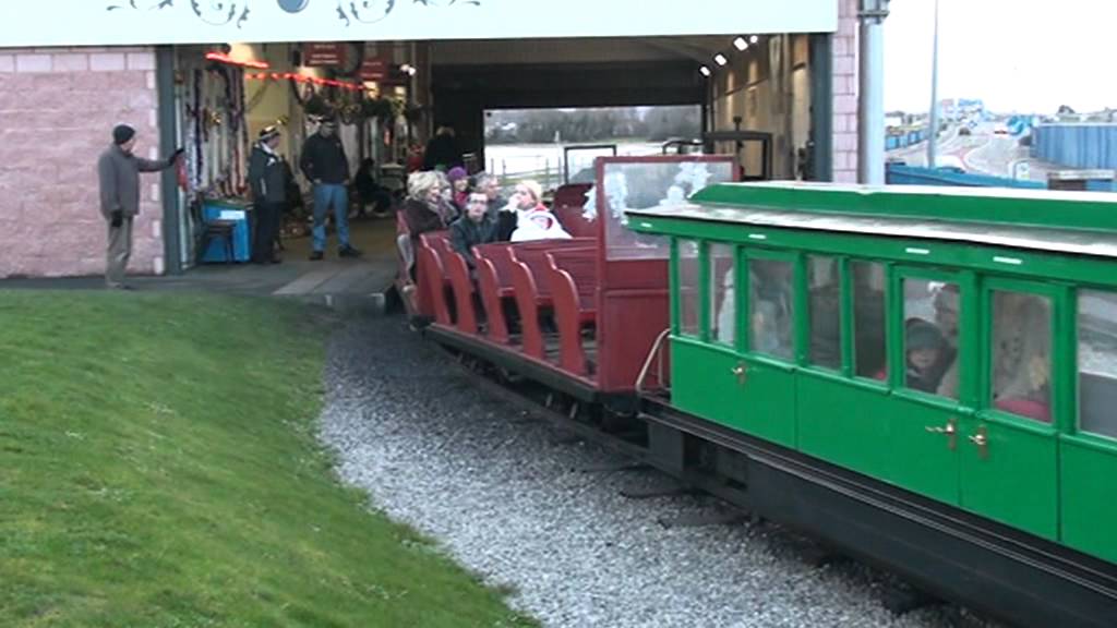 Rhyl Miniature Railway Santa Specials 18-12-2011 - YouTube