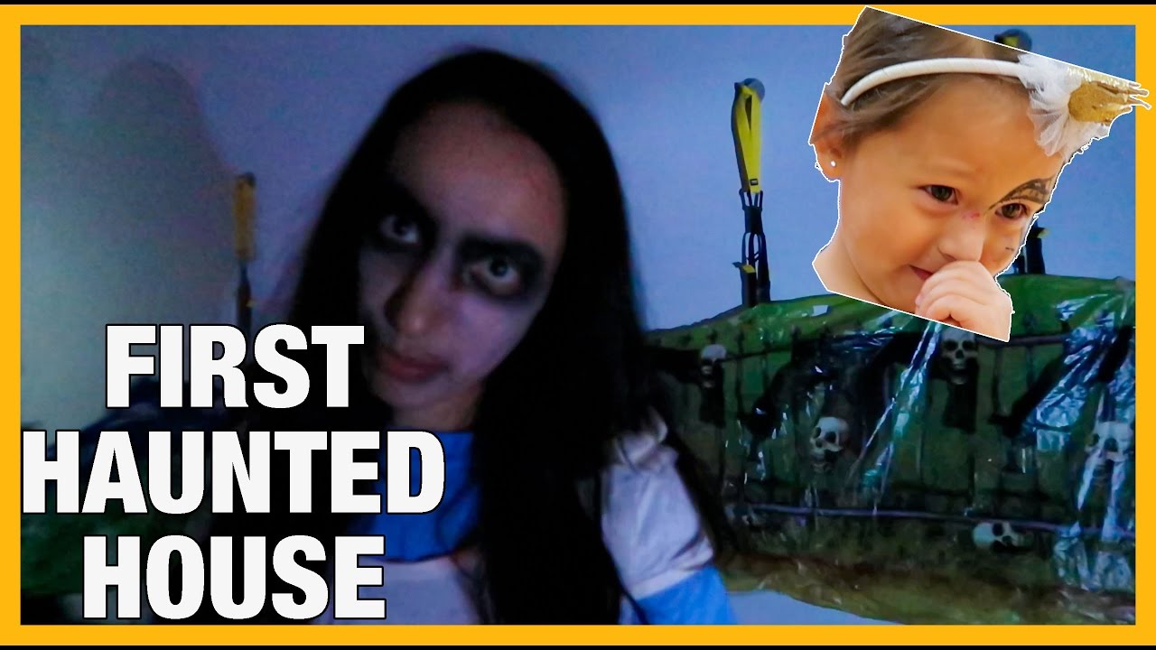 KIDS FIRST HAUNTED HOUSE! (10.28.16 - DAY 1042) THATSBETSYV - YouTube