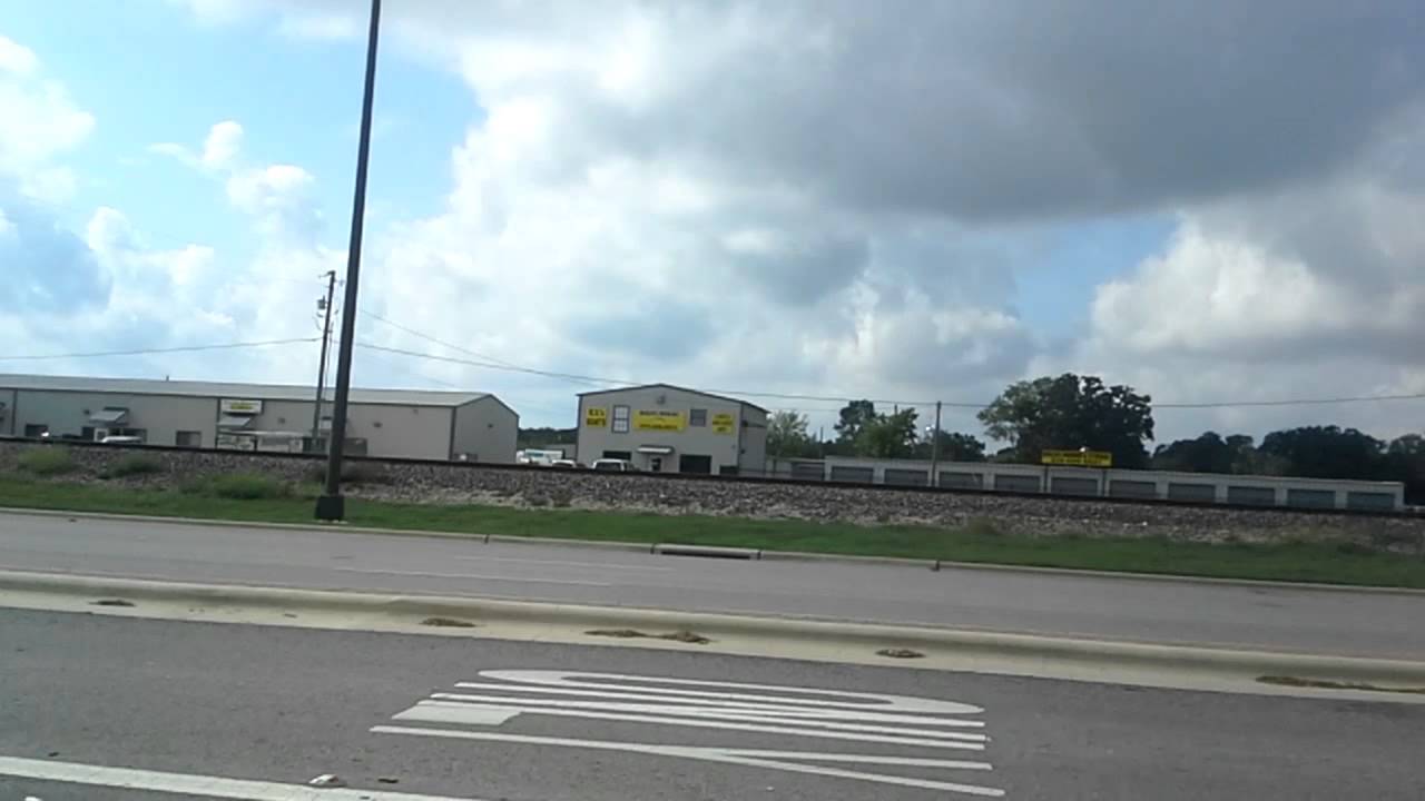 UP 9696 ex CNW - YouTube