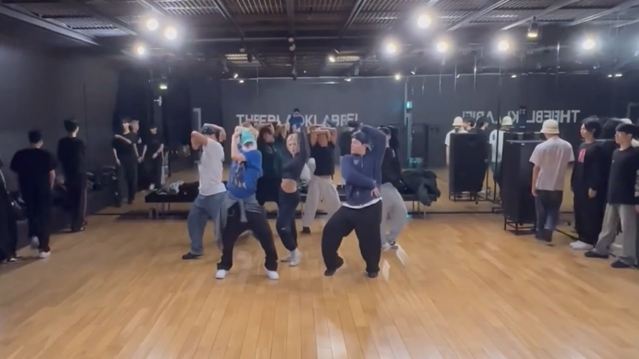 JEON SOMI - MAMA 2023 ‘Fast Forward’ Dance Break Dance Practice ...