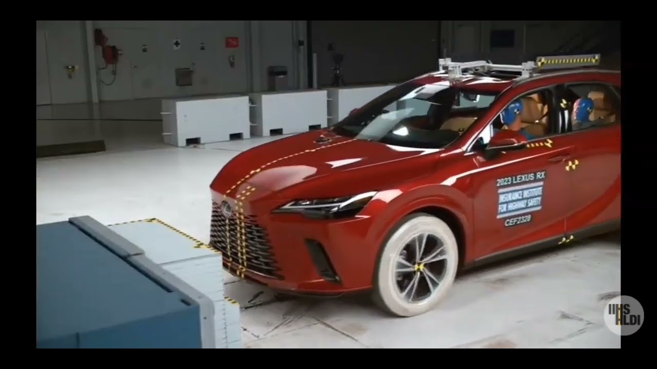2023 Lexus Rx crash test - YouTube
