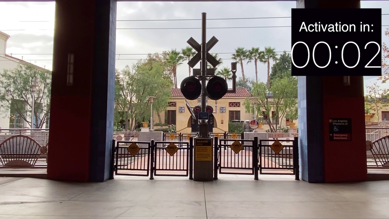 Del Mar Station Pedestrian Crossing, Pasadena, CA - YouTube