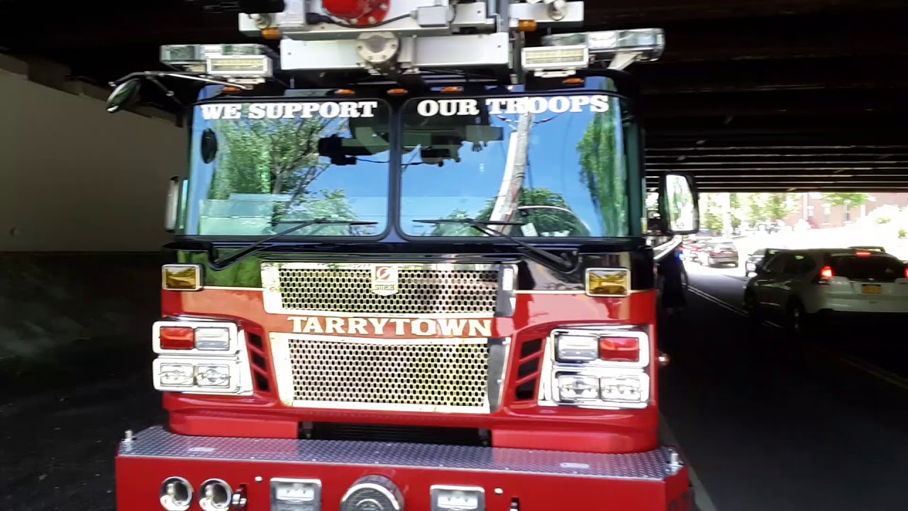 Tarrytown Big Blue TL-78 arriving at E-77 Wet down 6-8-19 - YouTube