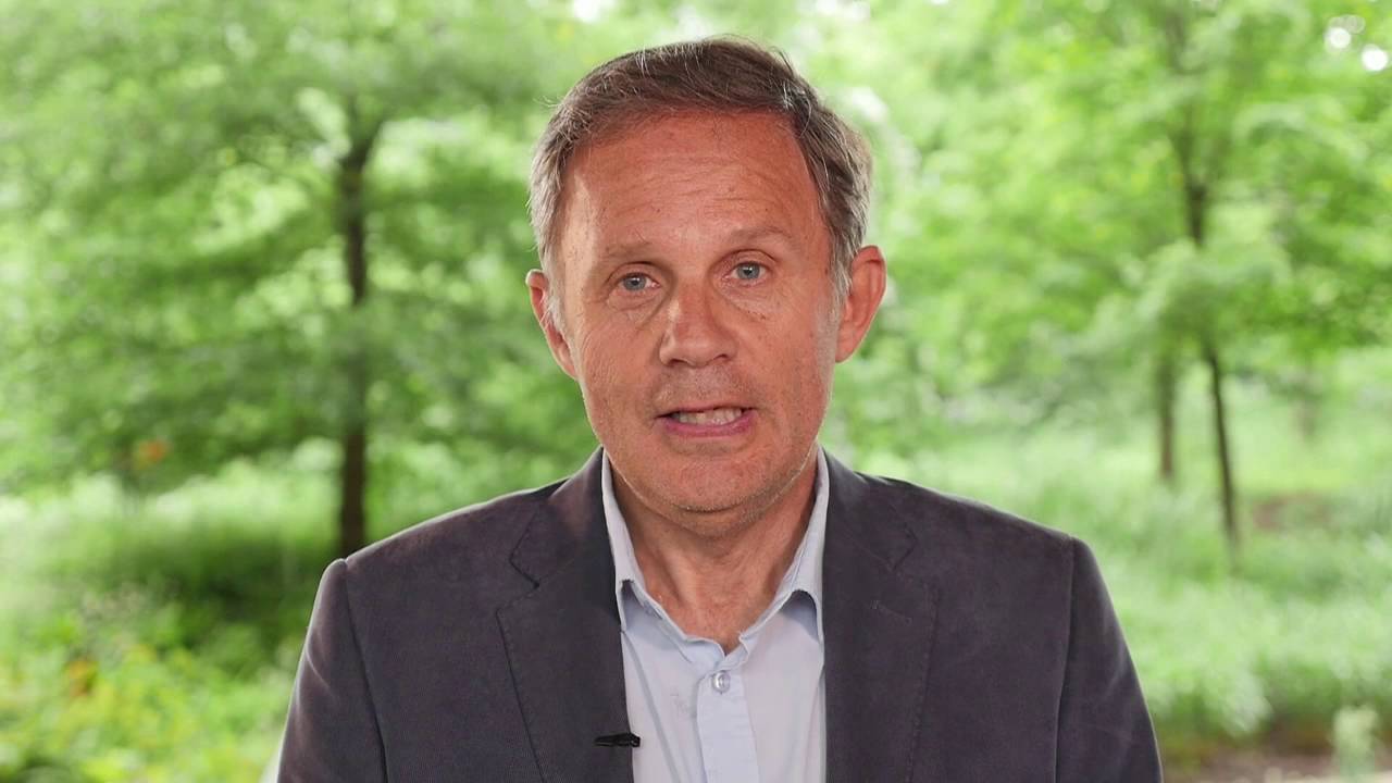 Le portrait chinois des historiens : Jean Garrigues - YouTube