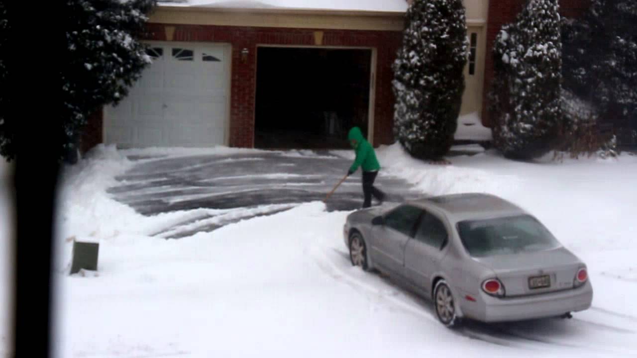 Stuck in snow - YouTube