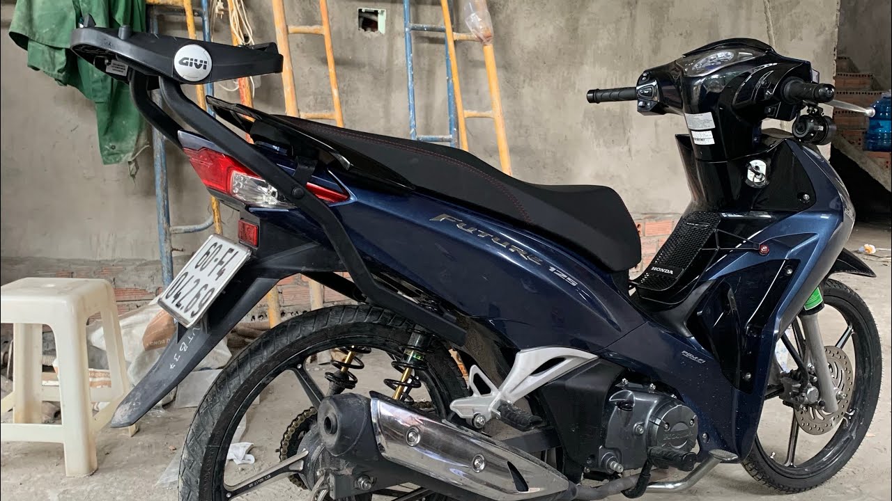 Future Led 125 lên baga Givi Zin theo xe - YouTube