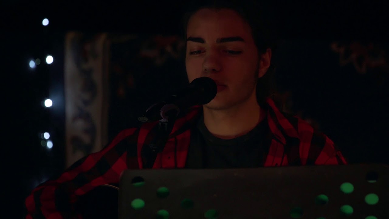 Maya Morrow and Bradley Spiteri - Stuck to My Skin - YouTube