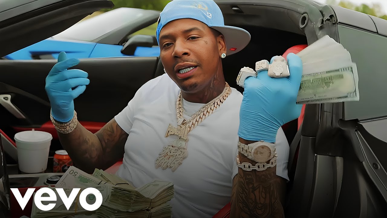 Moneybagg Yo ft. BigWalkDog - Never Forget [Music Video] - YouTube