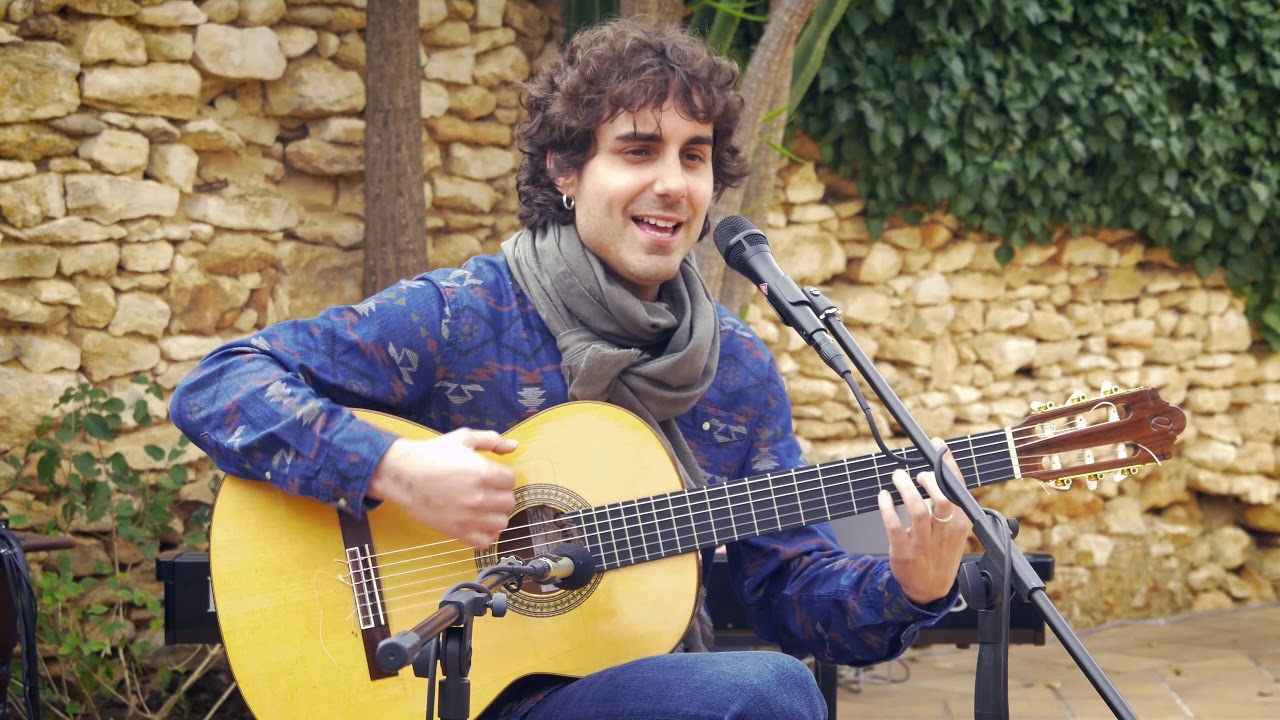 Marc Suárez- Si no és amb tu (Live) - YouTube