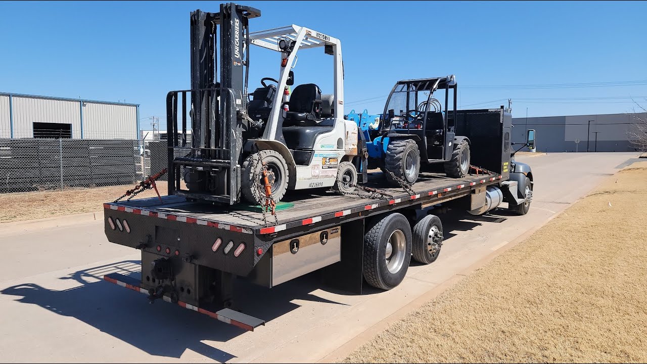 [46] Big Plate of Steel - Flatbed Straight Truck Hotshot - YouTube