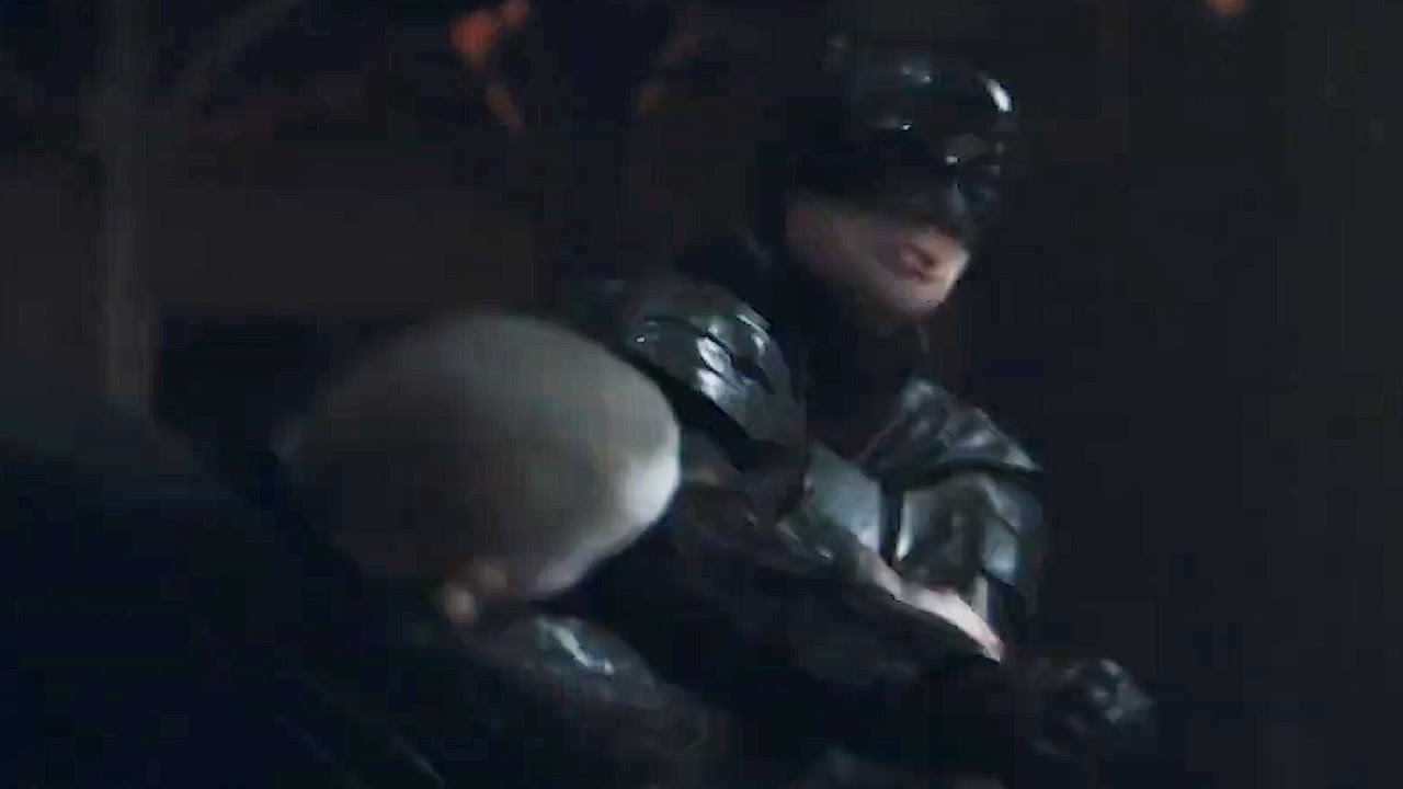 Batman beats up a guy for 1 hour - YouTube
