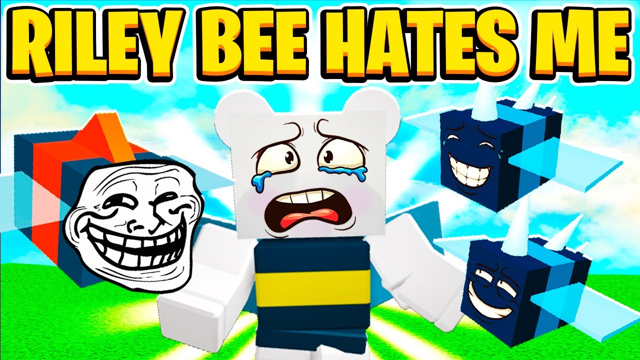 Riley Bee Is Trolling Me + Vicious Bee Fights In Roblox Bee Swarm ...