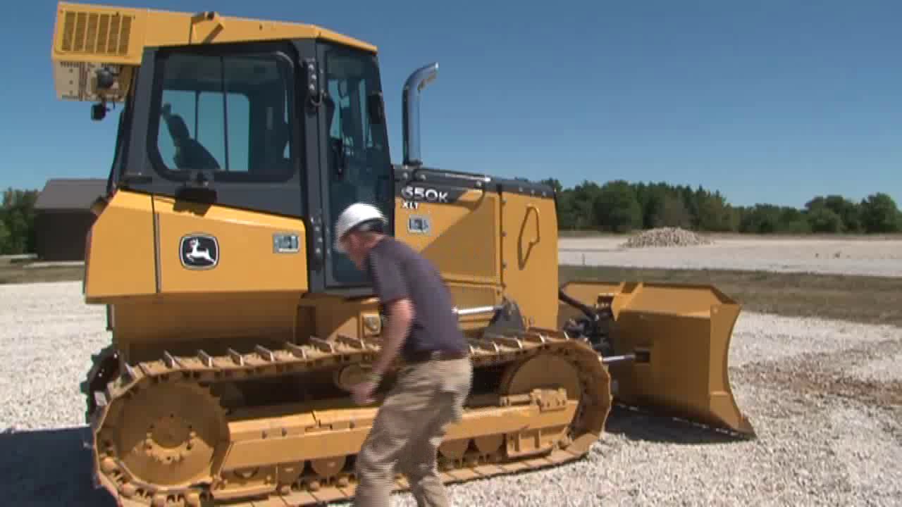650K Crawler Dozer Operation & Safety - YouTube