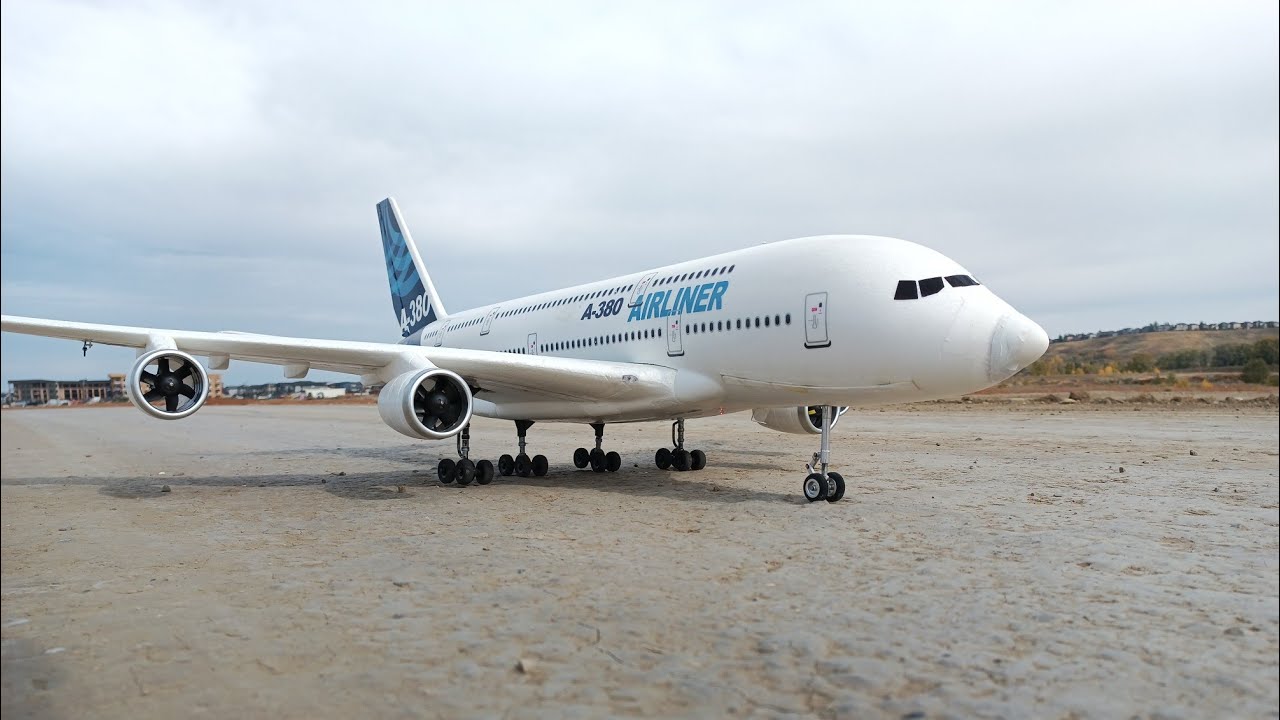 A-380 on a Clay runway - YouTube