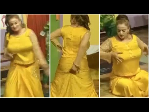 afreen khan hot boobs mujra 2024|new mujra afreen khan 2024| sexy mujra 2024| subscribe stage ...