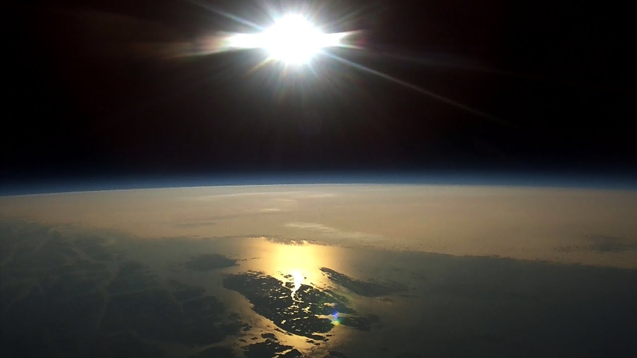 Near Space Weather Balloon With Gopro To 109 000 Feet Full 4 Hour Video ...