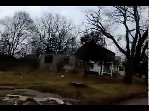 Flint Michigan slums - YouTube