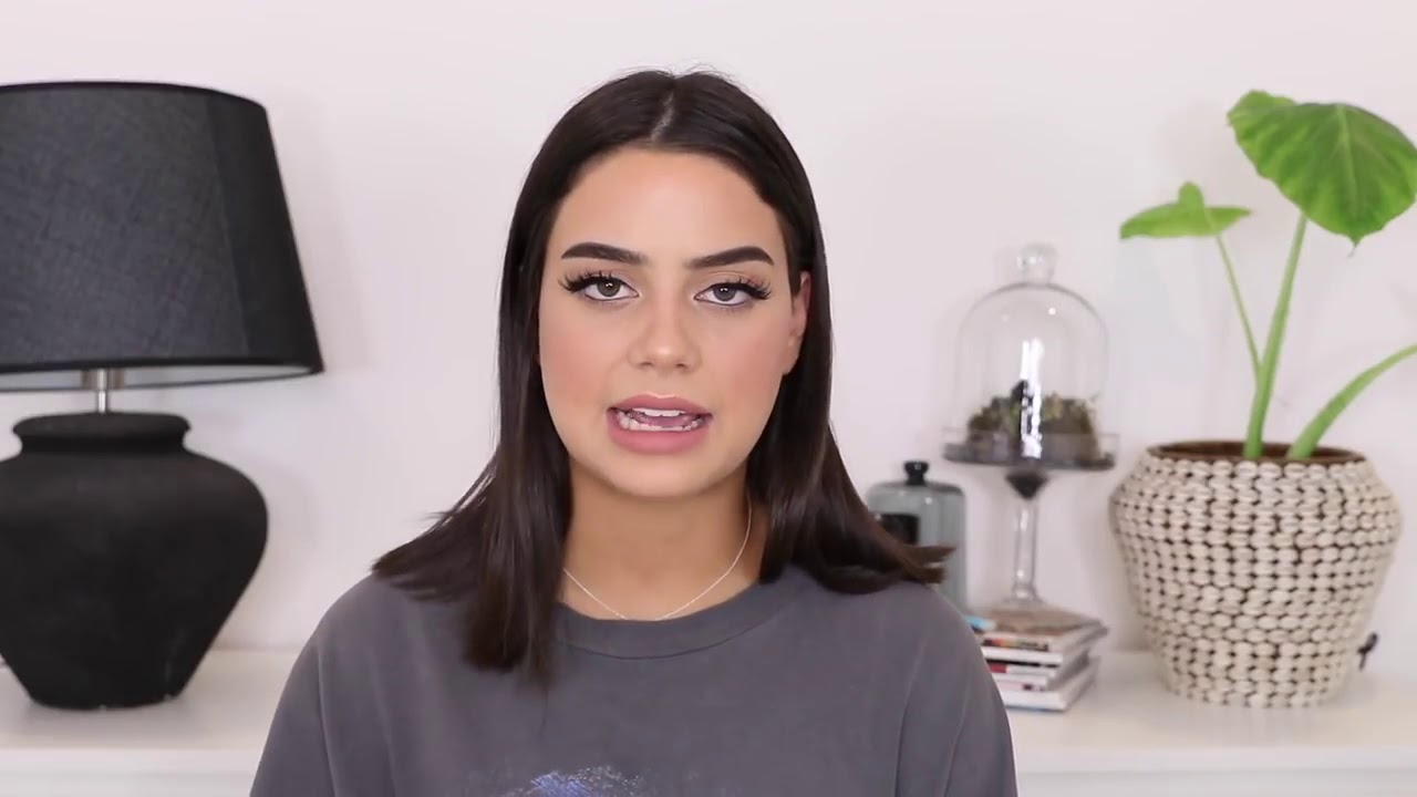 Bella Fiori! The Disturbing Case Of The Mauerova Family - YouTube