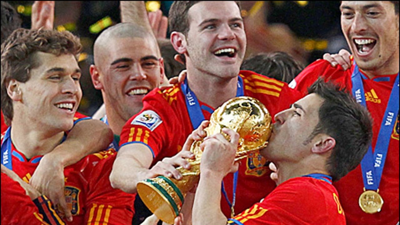 10 Greatest Spanish Footballers Of All Time YouTube 10 Greatest Spanish Footballers Of All Time YouTube