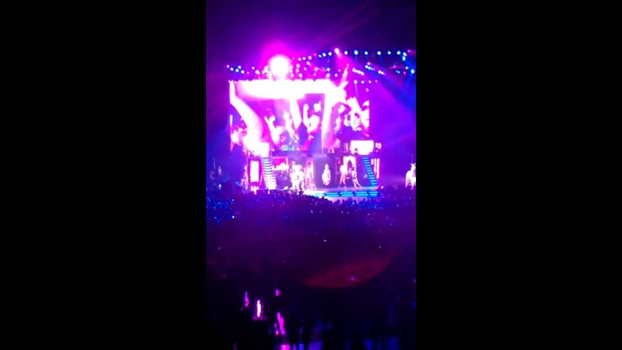 LMFAO - Live @ Maverik Center - Utah - YouTube