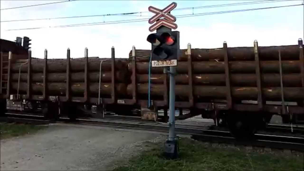 U výstražníku. AŽD 71 Ostrá. - YouTube