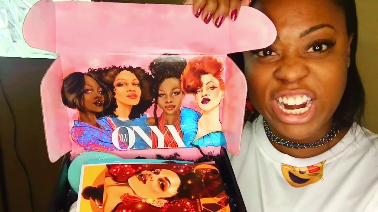ONXY box UNBOX Roxy’s Reaction - YouTube