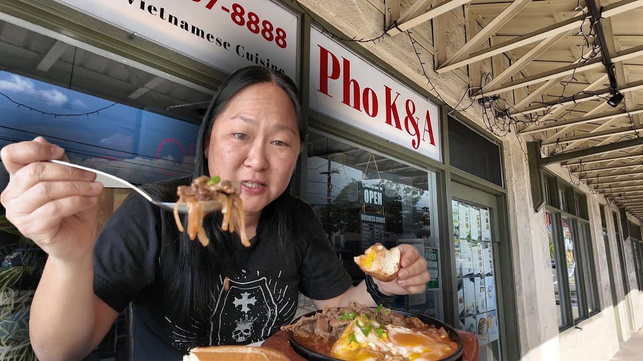 Explore The Diverse Breakfast Scene On Oahu - YouTube