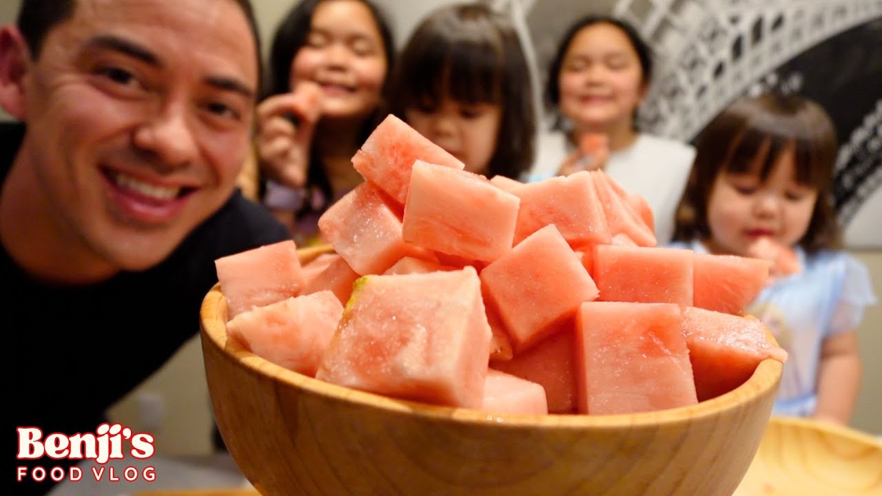 Trying A Pink Pineapple For The First Time - YouTube