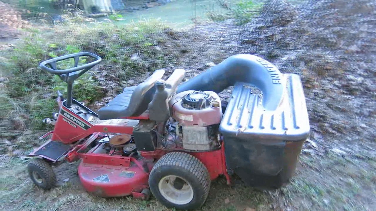 snapper lawn bagging does a great job. yard vacuum. - YouTube