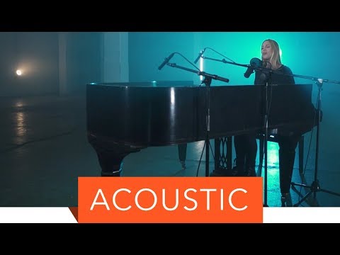ALEXA FESER – PARADIES IM KOPF (Akustik Piano Version)
