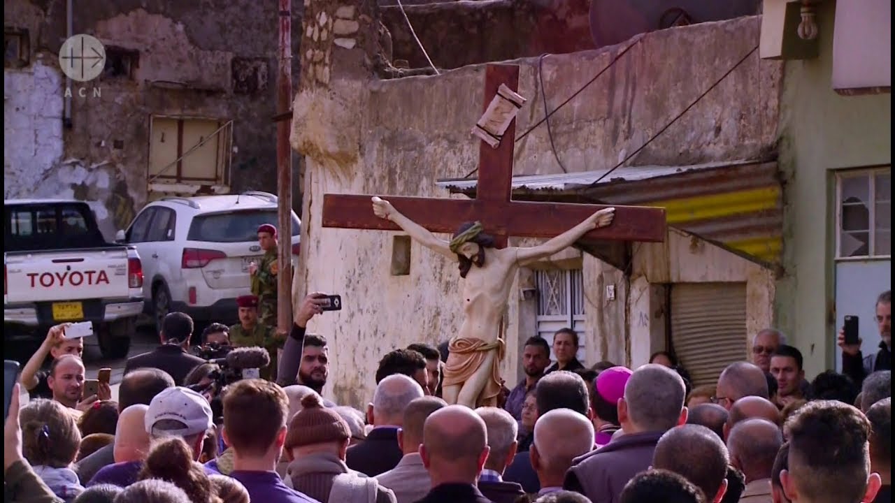 Iraq: The Way of the Cross in Teleskuf - YouTube