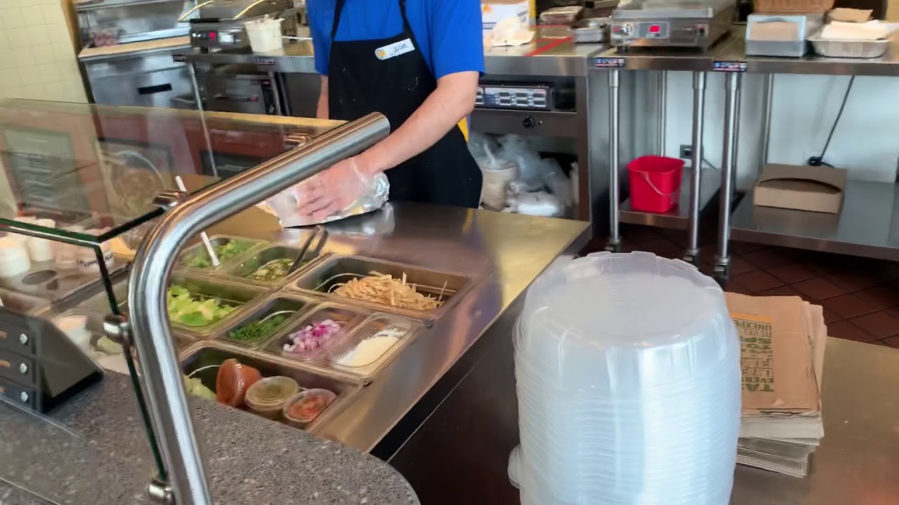 Difference of the burrito getting exploded and nice and tight - YouTube