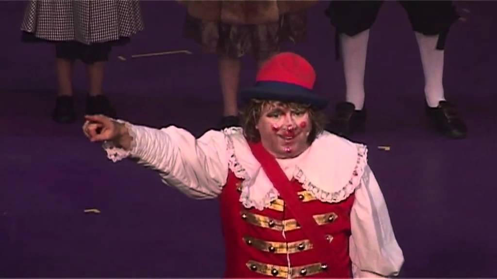 Tony Howes as Buttons 2011 Pt 1 - YouTube