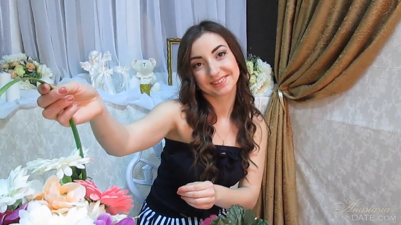 Video0 3990946 🌷This lonely lady really wants to find a new boyfriend ...