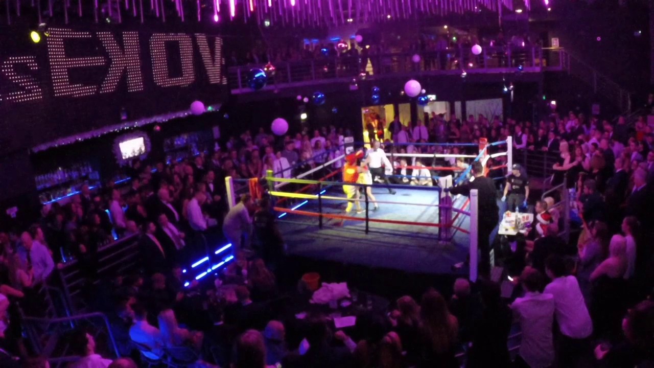 Ultra White Collar Boxing | Chelmsford | Sheena Nobili VS Zoe Wimbledon ...