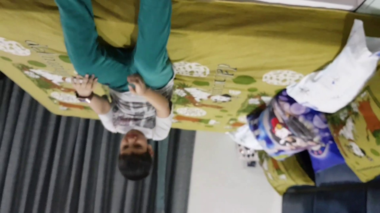 The sleeping contest winner - YouTube