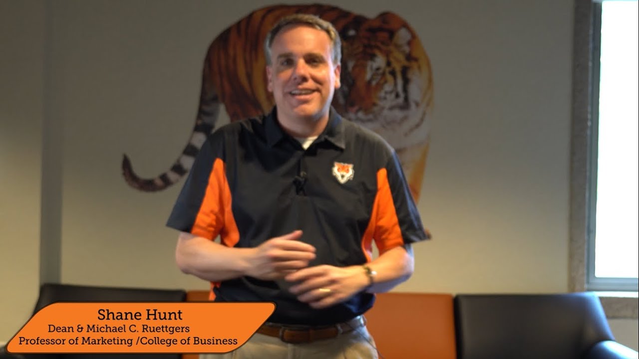 Professional Selling Masterclass Promo: Meet Shane Hunt! - YouTube