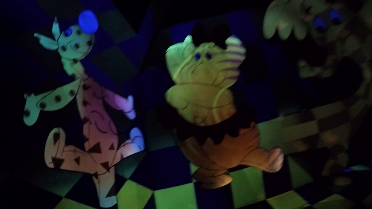 Winnie the Pooh ride at Magic Kingdom - YouTube