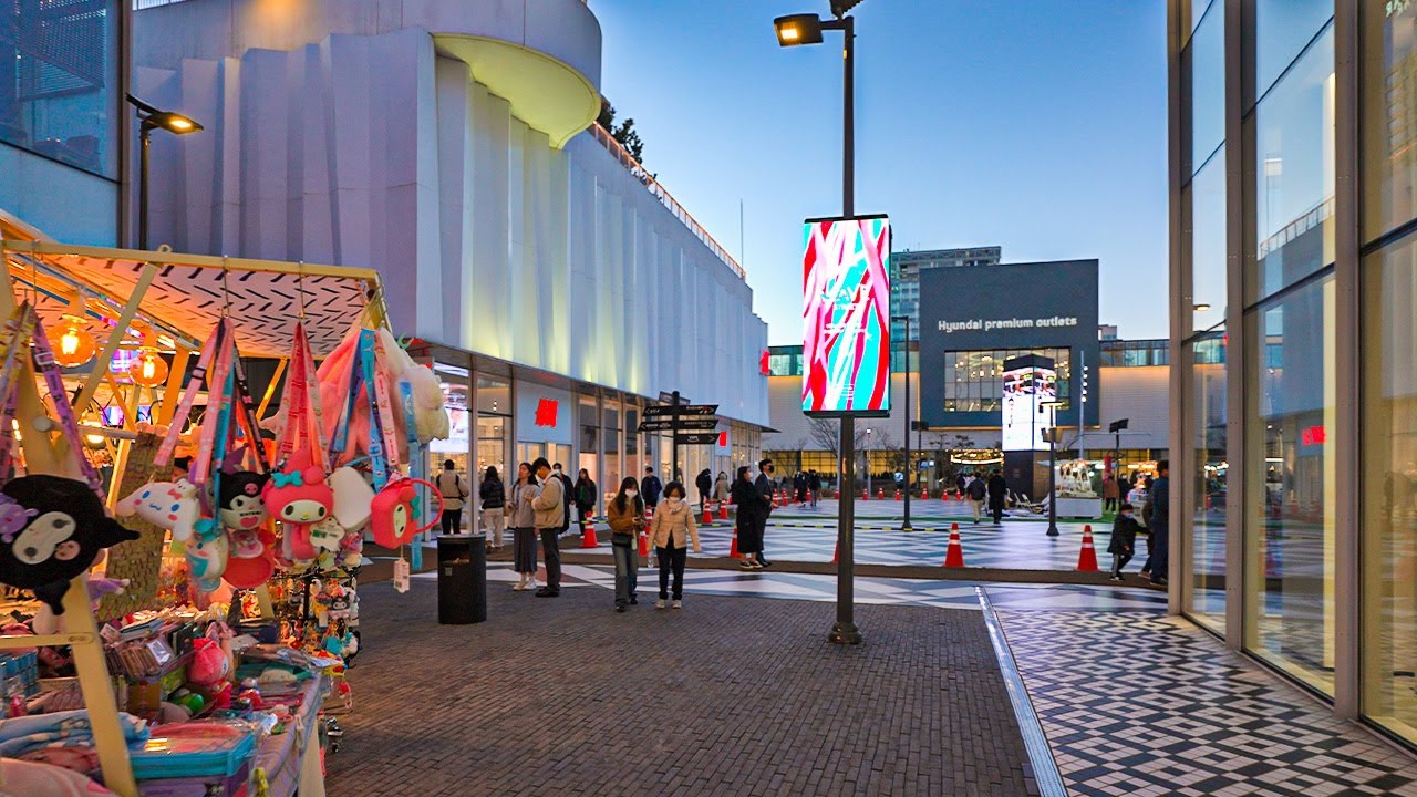 Night Walk in Songdo and Shooping Center, Incheon City | Travel Korea ...