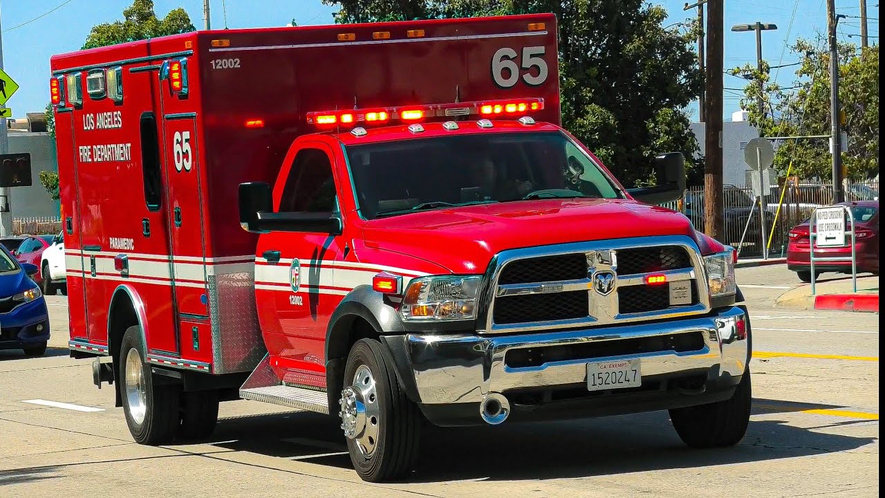 LAFD Rescue 65 Transporting - YouTube