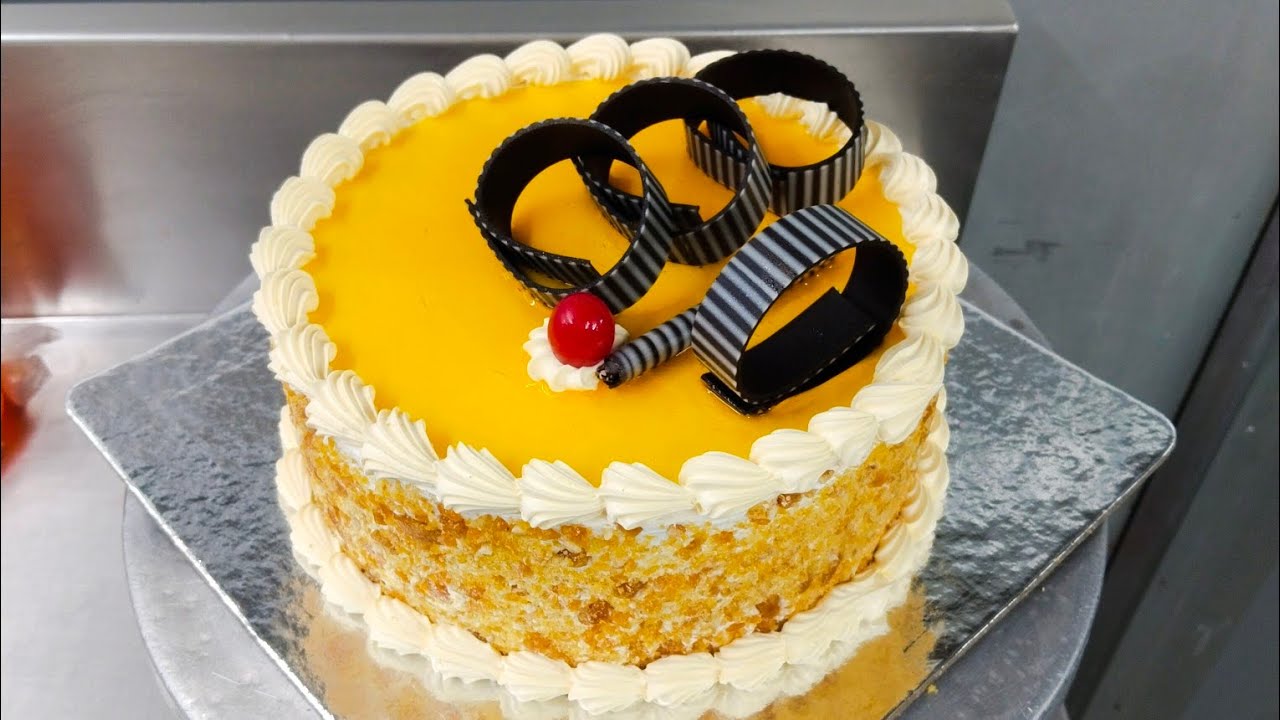 Butterscotch Cake, Birthday cake, eggless cake without Oven, बेकरी से ...