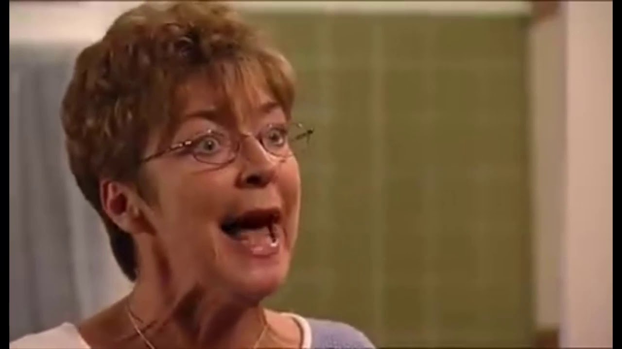 Coronation Street - Deirdre Rachid & Blanche Hunt Argue (9th February ...