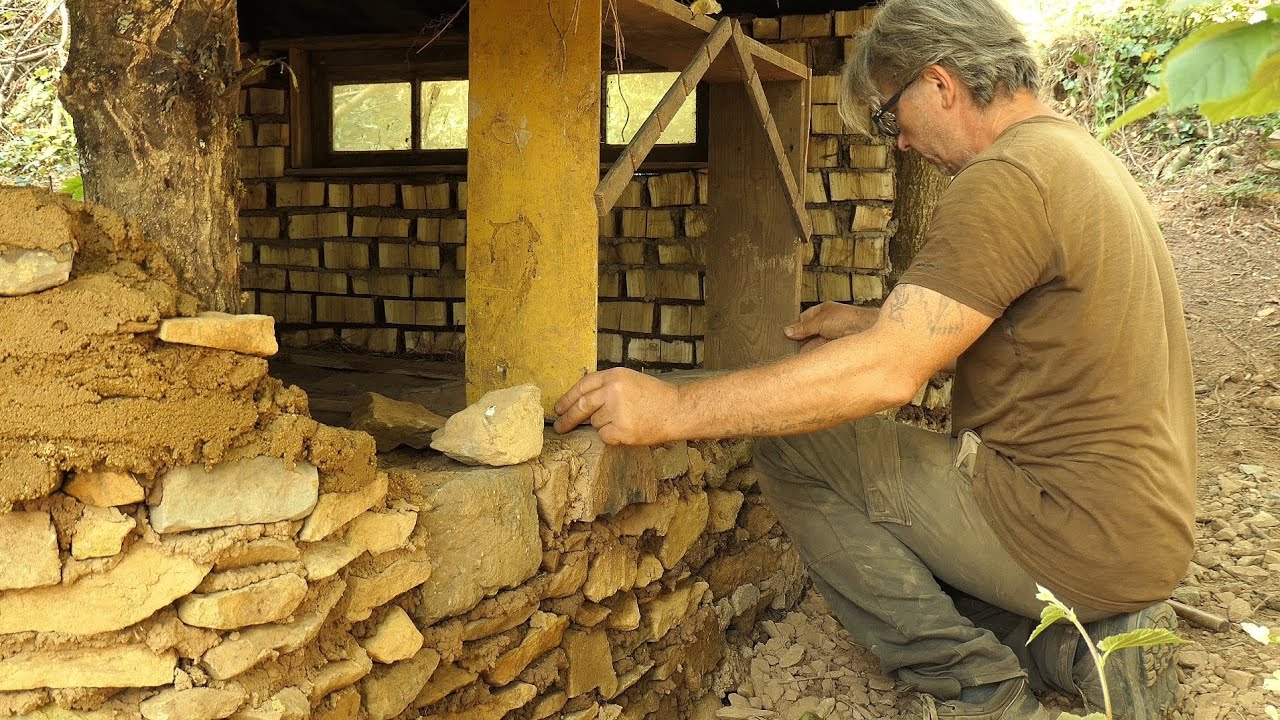OUTSIDE SURVIVAL AUTONOMY TO BUILD A LITTLE HOUSE - A new window in my ...