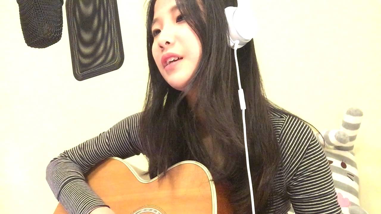 Santa Baby - Eartha Kitt (Cover by Emma Lee) - YouTube