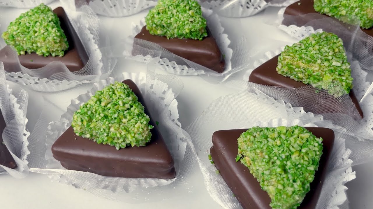 With crunchy filling｜ make a sandwich cookies recipe and small triangle ...
