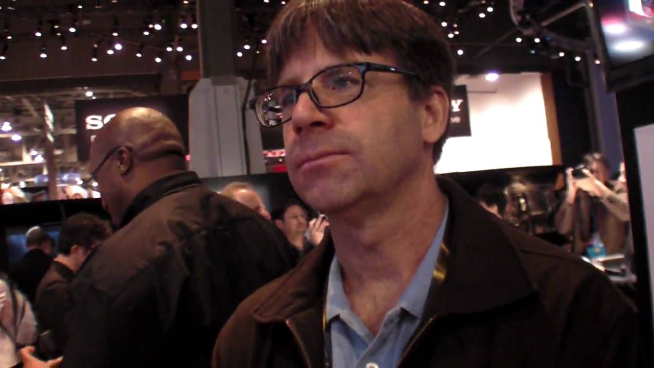 Chumby powers the Sony Dash (interview with Chumby) - YouTube