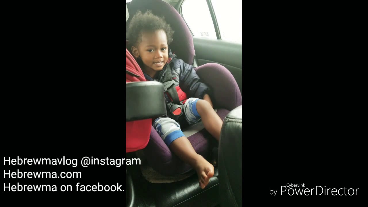 2 yr old boy freestyle rapping hebrew and english - YouTube