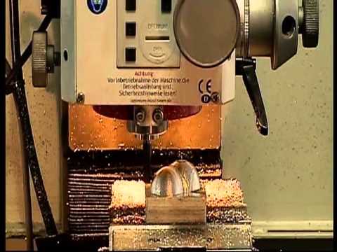 Fraiseuse numérique Optimum BF 20 L Vario CNC d'Opti Machines - YouTube